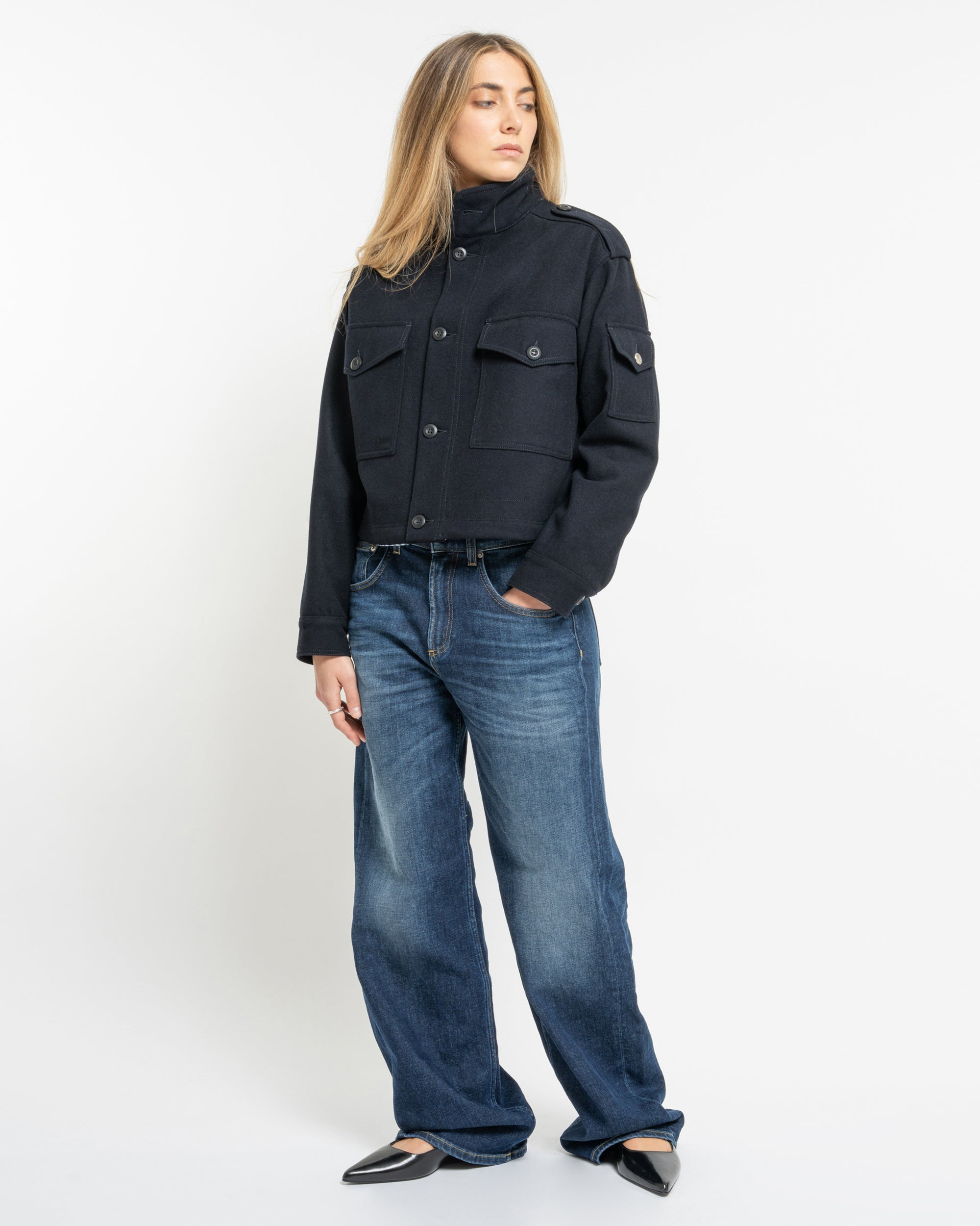 Mercure crop field jacket in cloth